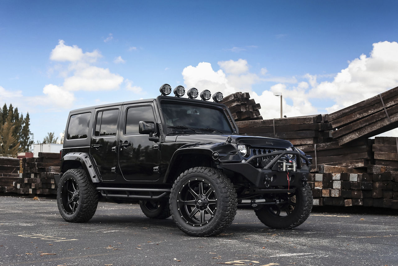2017 Jeep Wrangler - Fuel MAVERICK - Black | Fuel Off-Road Wheels